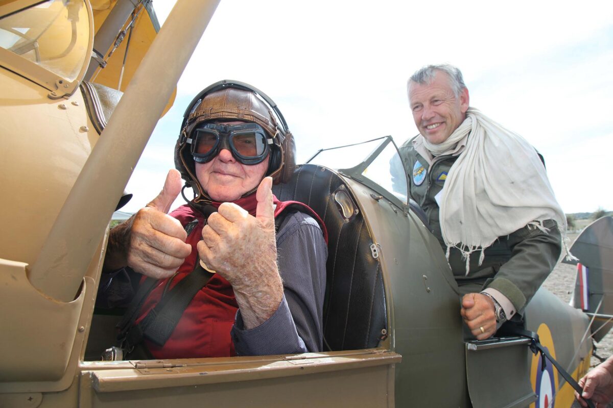 World War II Pilots up in the sky again – Veterans SA