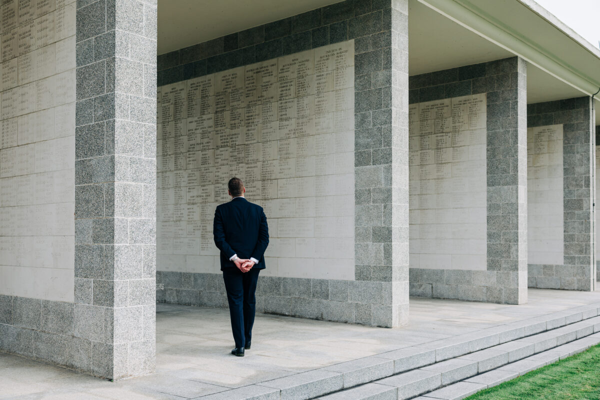 Minister pays respects at Singapore war memorial – Veterans SA